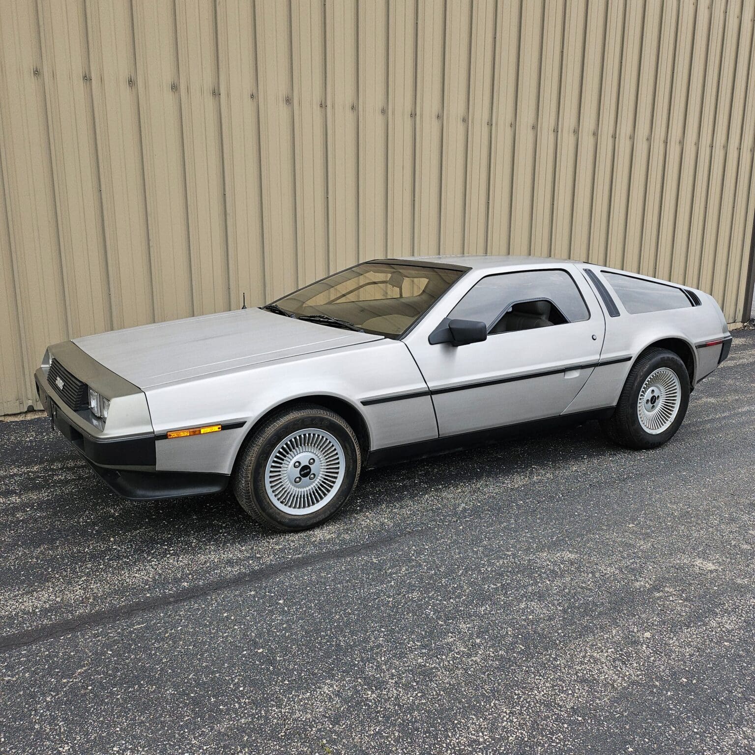 DeLorean Home - DeLorean Midwest